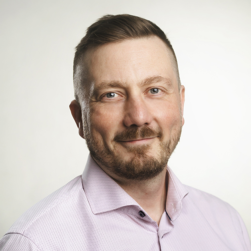 Harri Hellstén - Yrittajat.fi