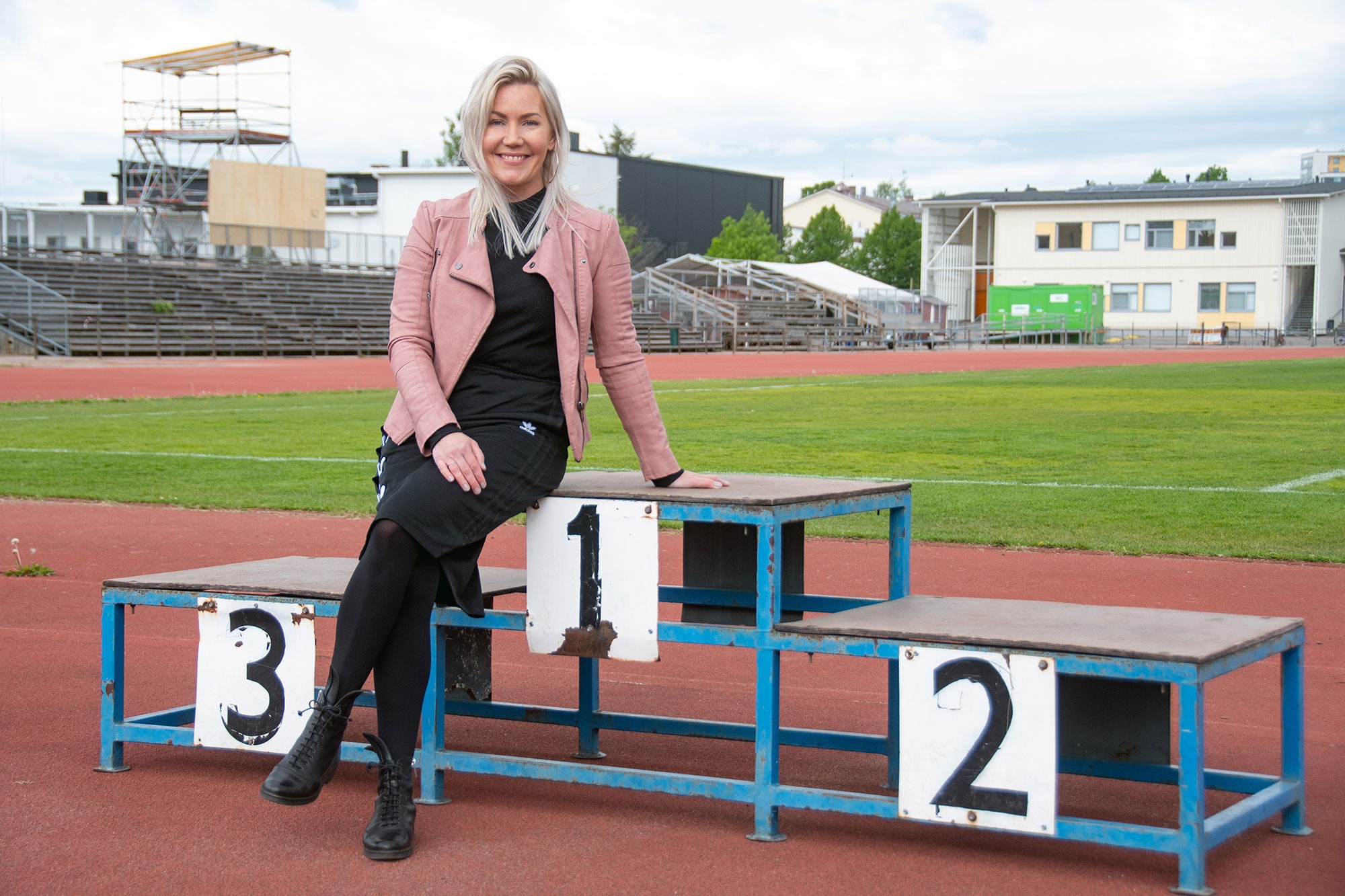 Laura Andelin pääsi startup-yrittäjänä SuomiAreenan päälavalle ...