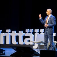 Siivousvideoilla miljoonan euron liikevaihtoon – Auri Kananen on Suomen suosituin TikTokkaaja ...