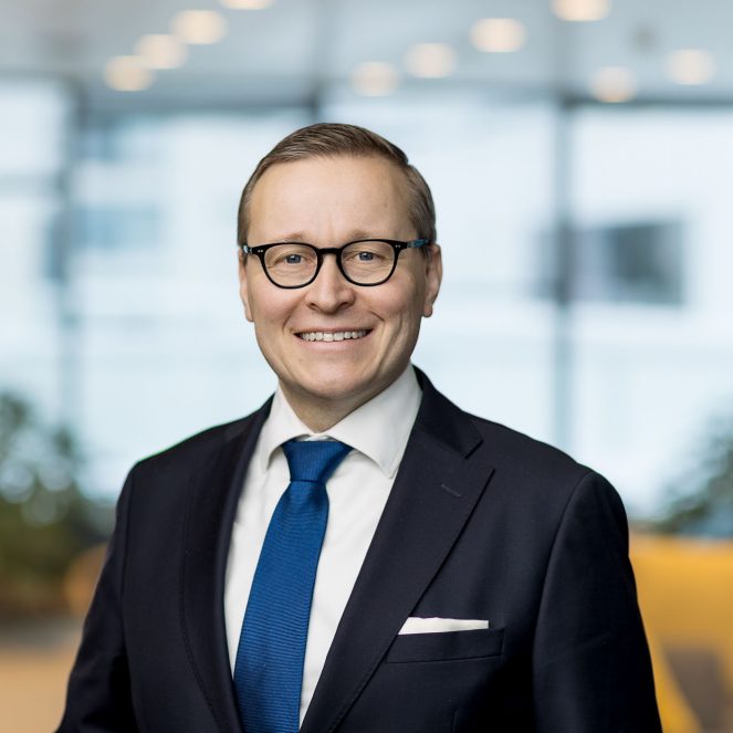 Tällainen on YEL-maksun taso ensi vuonna – Yksi ikäryhmä maksaa ...