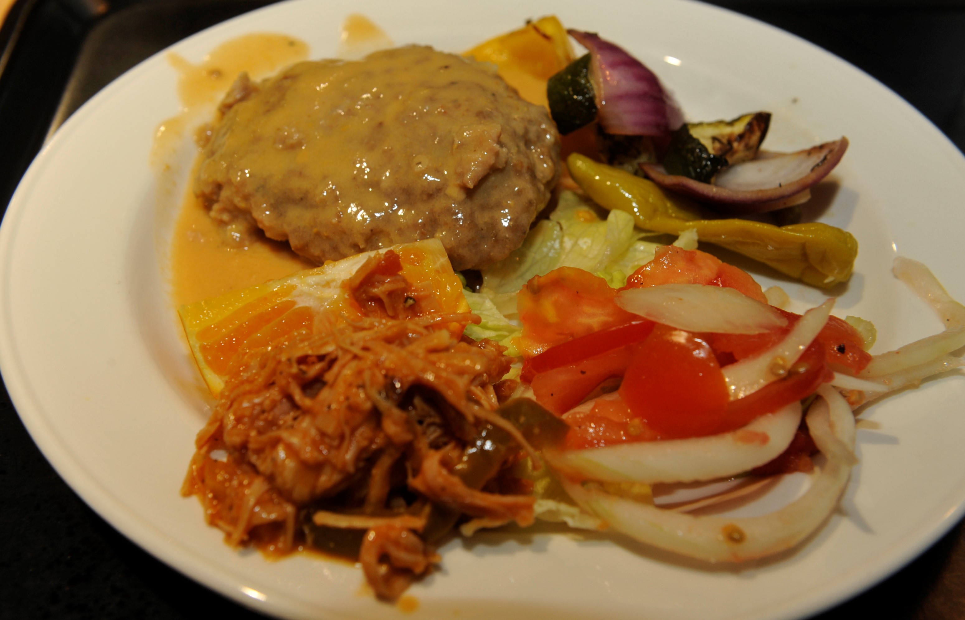 Årets första företagarlunch på Tesses Café - Yrittajat.fi