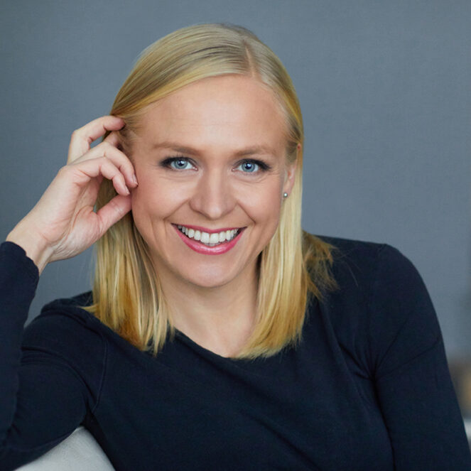 Ulkoministeri Elina Valtonen kannustaa suomalaisyrityksiä hakemaan ...