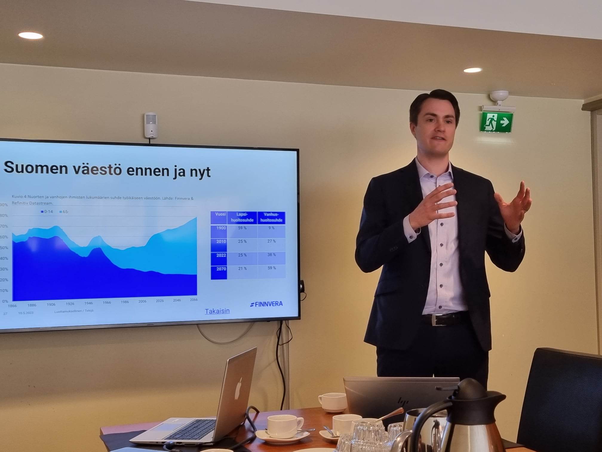 Finnvera ennustaa investointitaantumaa – Yrittäjien Brotherus pankkien “punakynästä”: “Pk ...