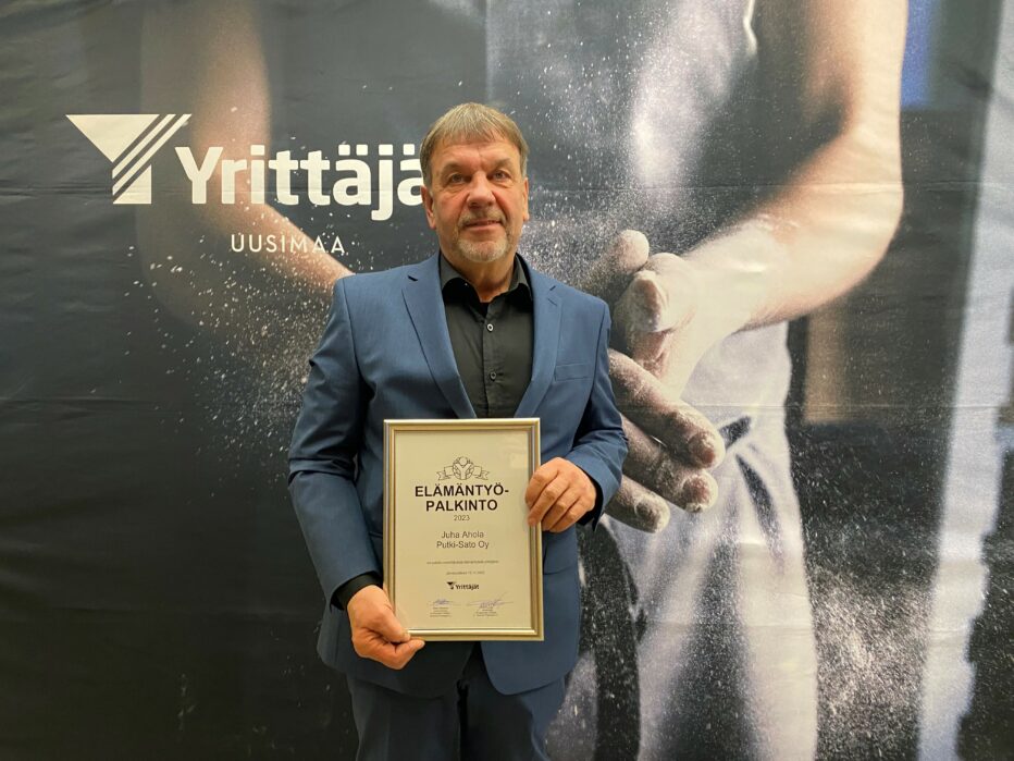 Yrittäjä Juha Ahola sai Uudenmaan Yrittäjien Elämäntyöpalkinnon ...